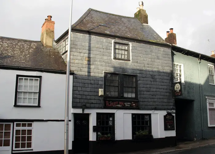 Three Reasons to Cross the Bridge... - Visit Totnes